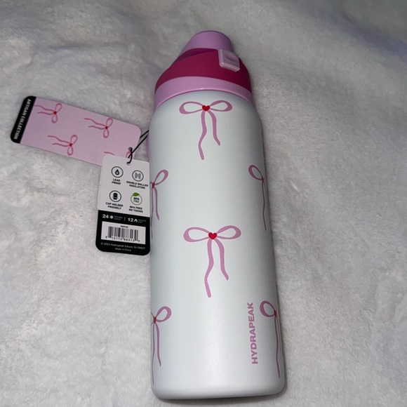Hydrapeak | Kitchen | Hydrapeak Valentines Day Pink Bow Water Bottle ...